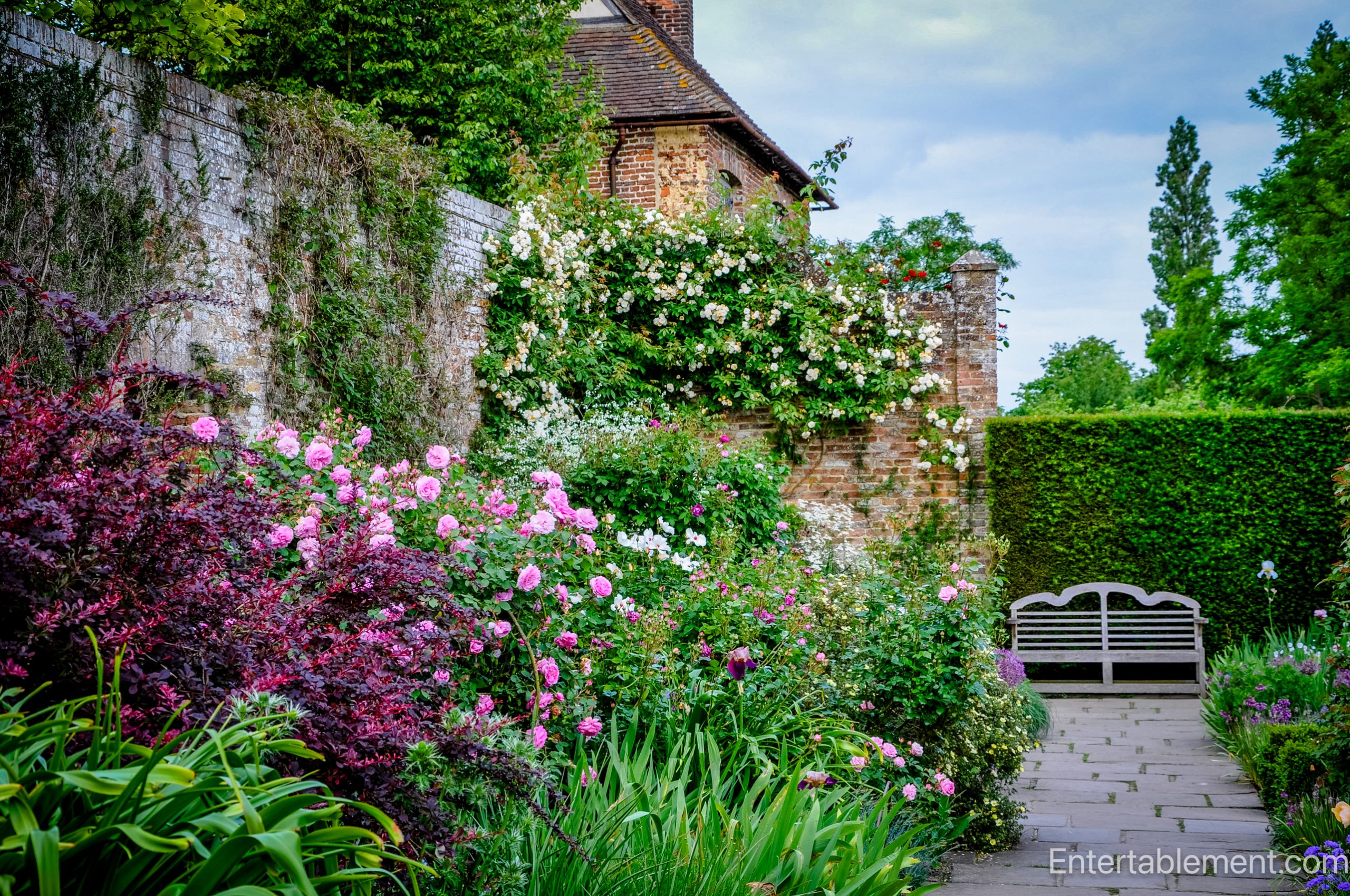 Sissinghurst Castle - Entertablement Abroad